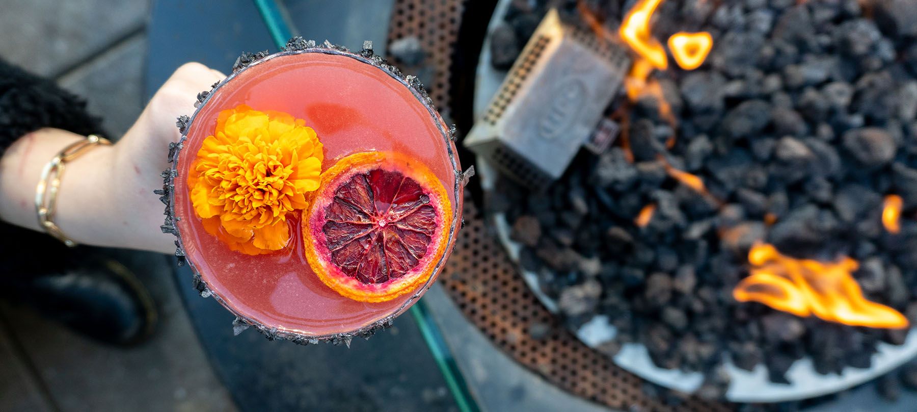 Chicago Rooftop Cocktail Bar | Raised An Urban Rooftop Bar